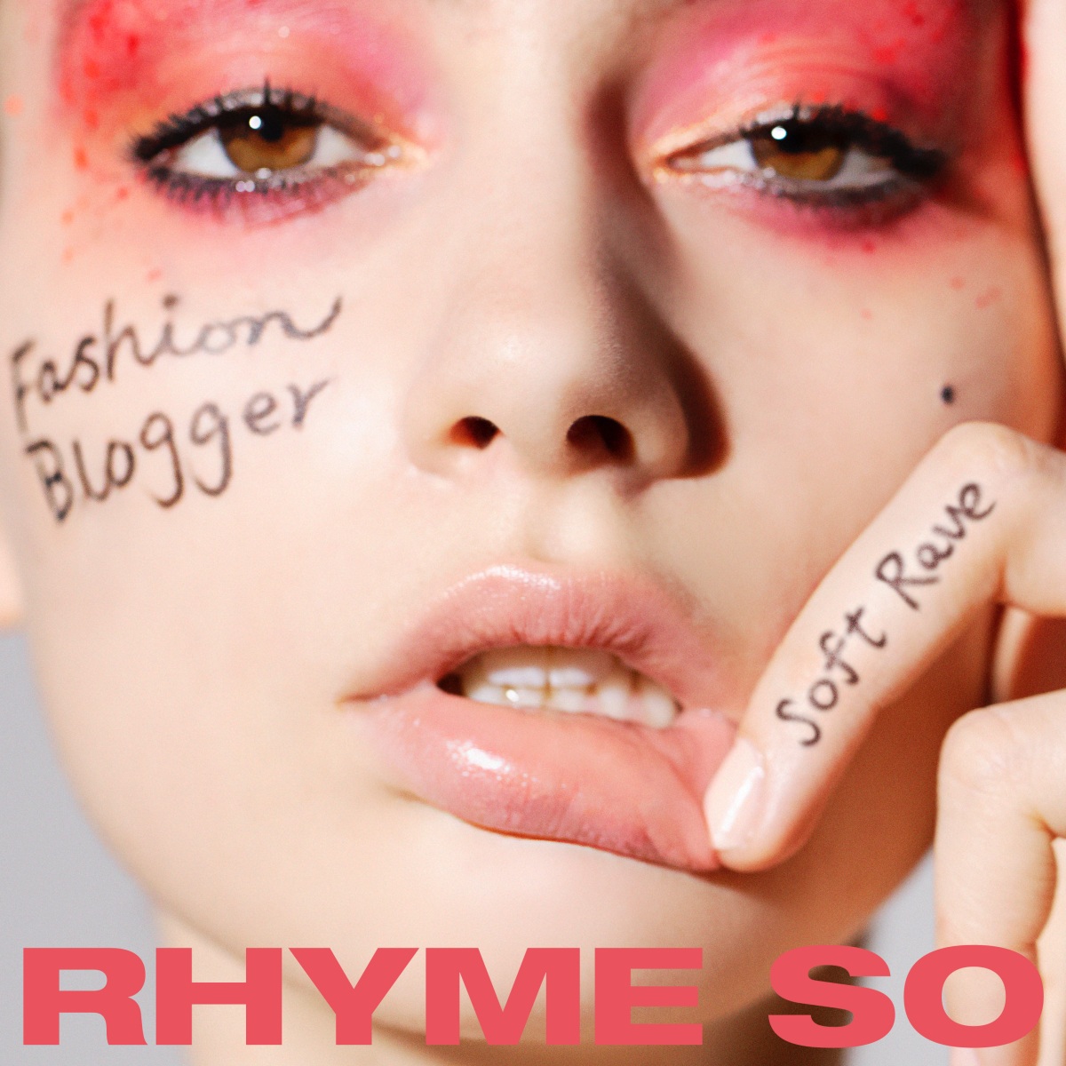 RHYME SO最新曲「Fashion Blogger」大沢伸一自身によるREMIX第一弾がリリース | block.fm